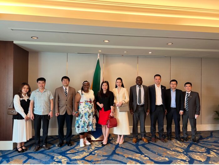 Letrading | Gặp Gỡ Lãnh Đạo LeTrading và Đại Sứ Nam Phi Vuyiswa Tulelo ...